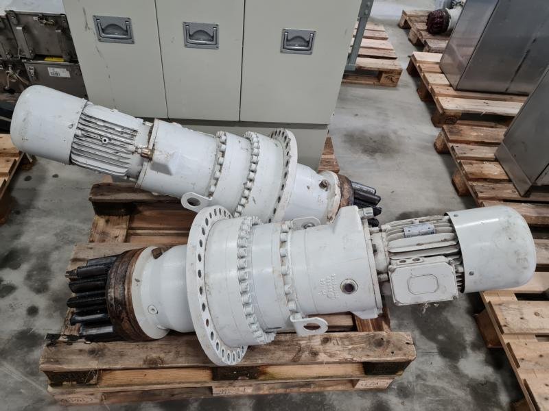 Yaw motor including gear for Enercon E-66 / E-70 | Enercon