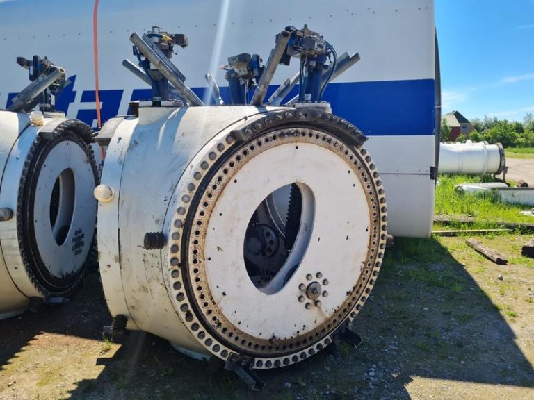 Nabe / Hub komplett mit Pitch-System für Vestas V66 Vestas